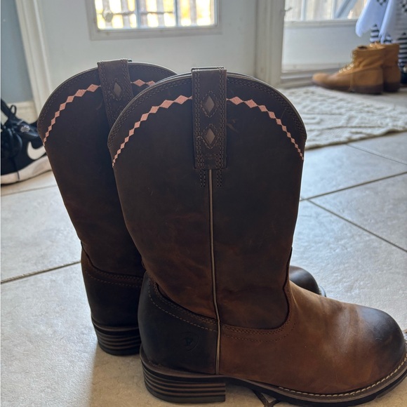 Ariat | Shoes | Ariat Unbridled Boot | Poshmark